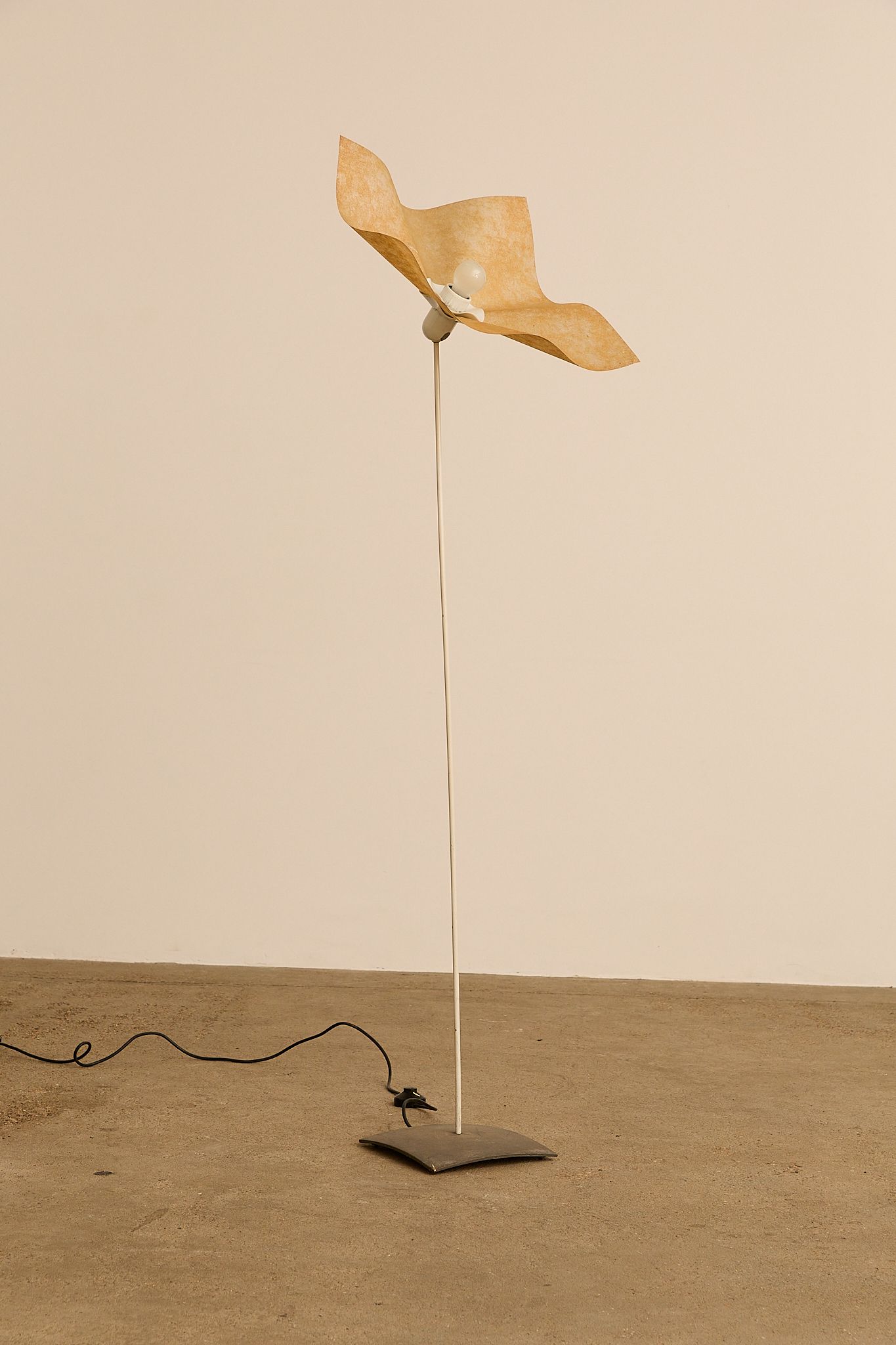 Area Floor Lamp M — Spazio Leone